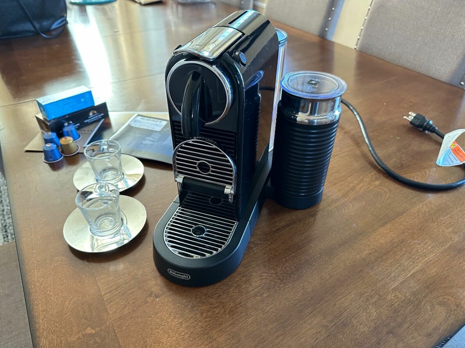 How to Fix a Nespresso That is Displaying Red and Yellow Lights ...