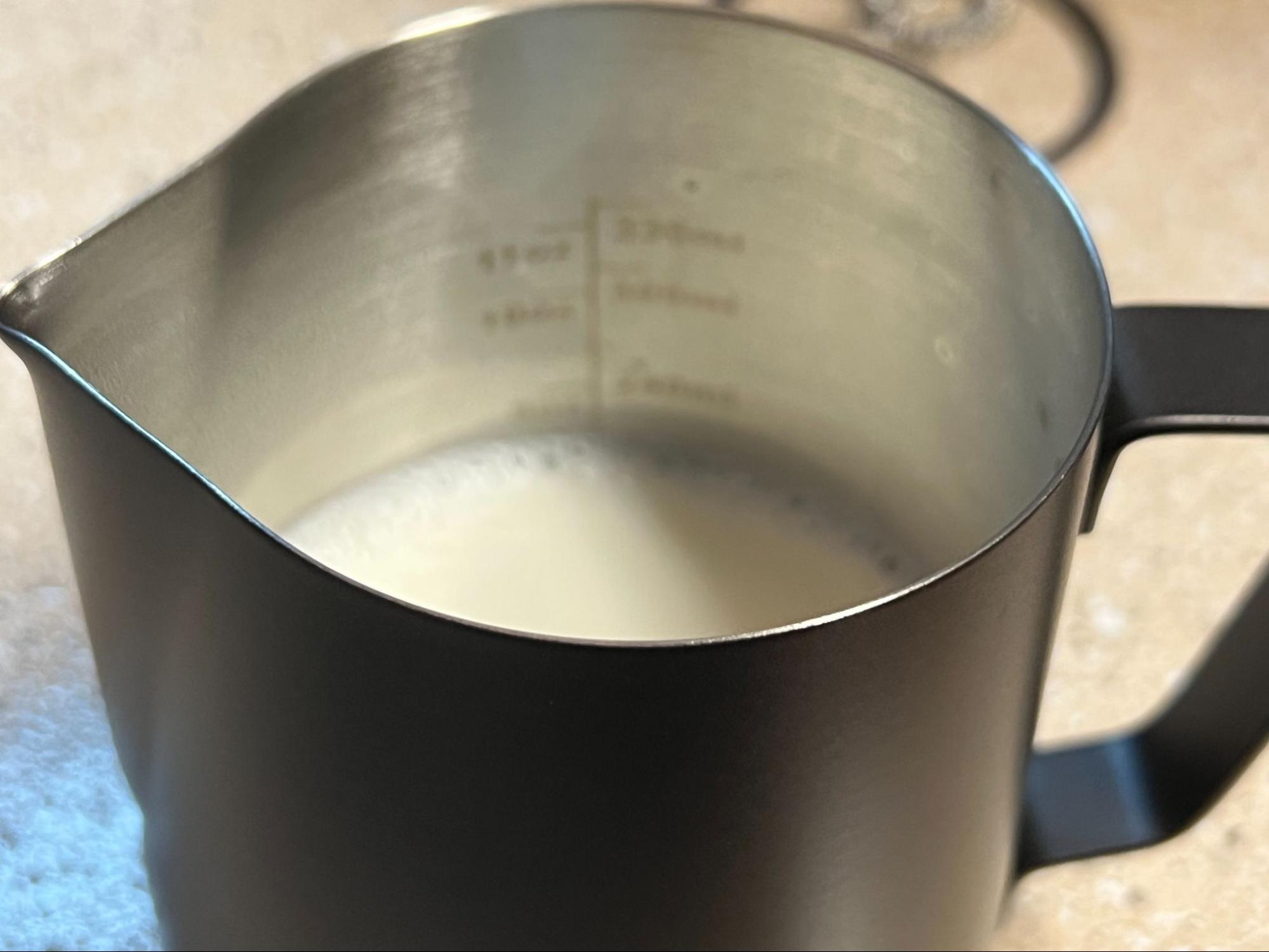 Creating the Perfect Latte with a Nespresso - CoffeeHolli.com