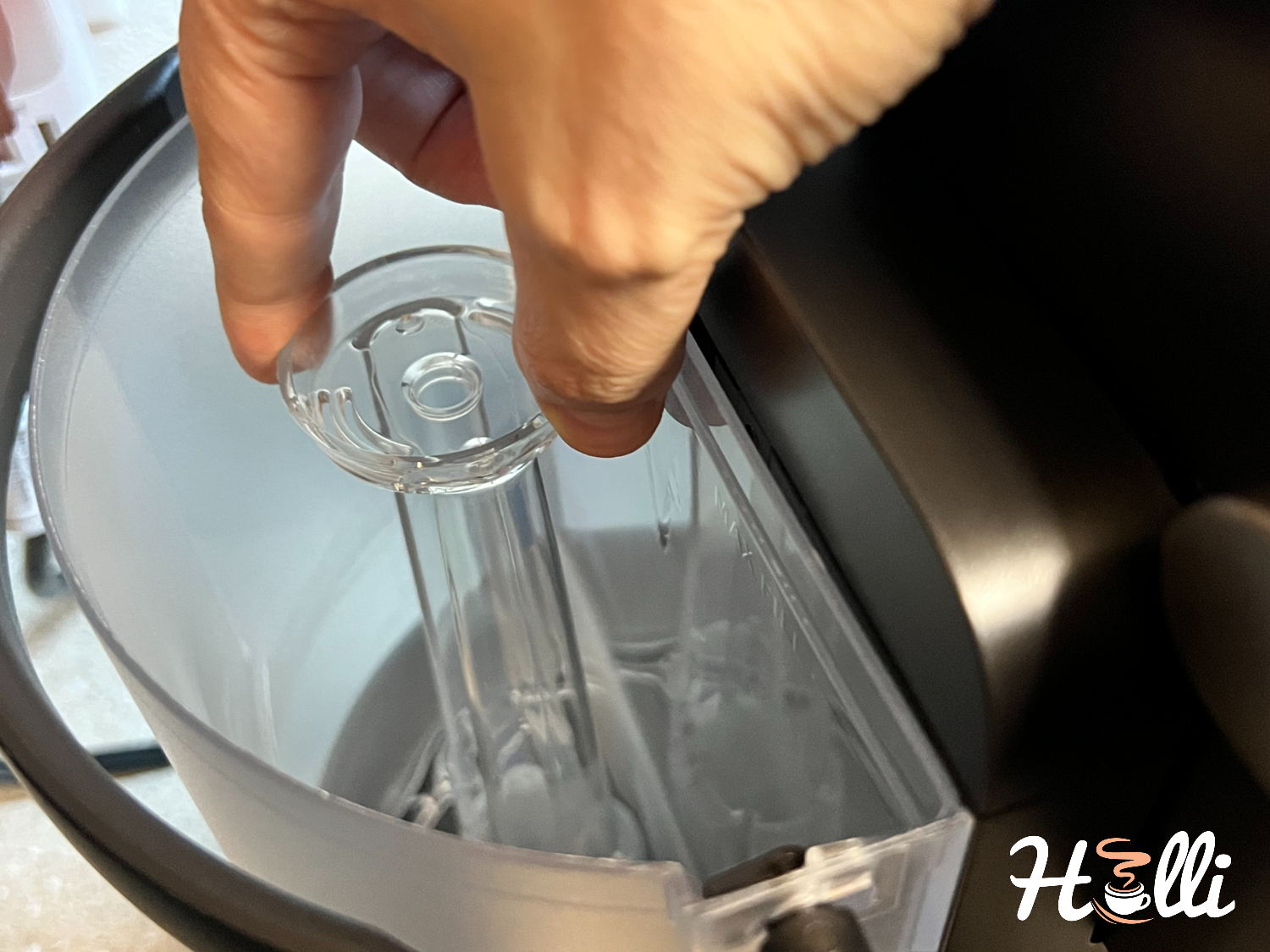 How-To Descale Your Keurig Coffee Maker with Vinegar [VIDEO] - CoffeeHolli.com