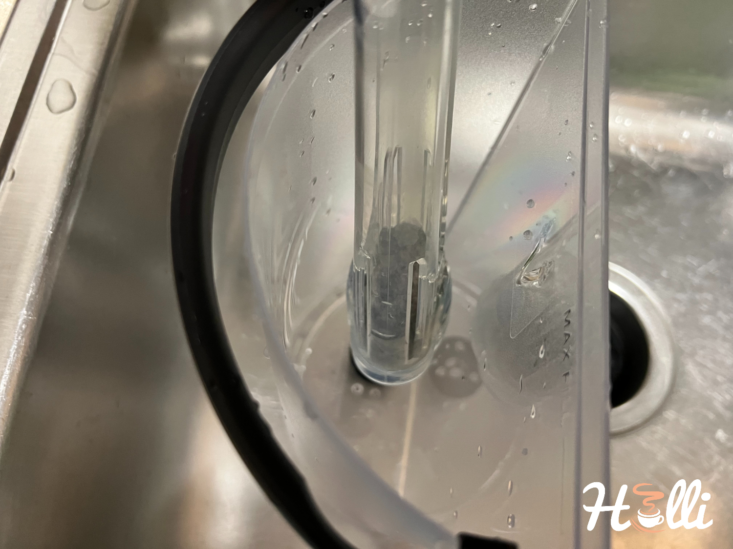 How-To Descale Your Keurig Coffee Maker with Vinegar [VIDEO ...